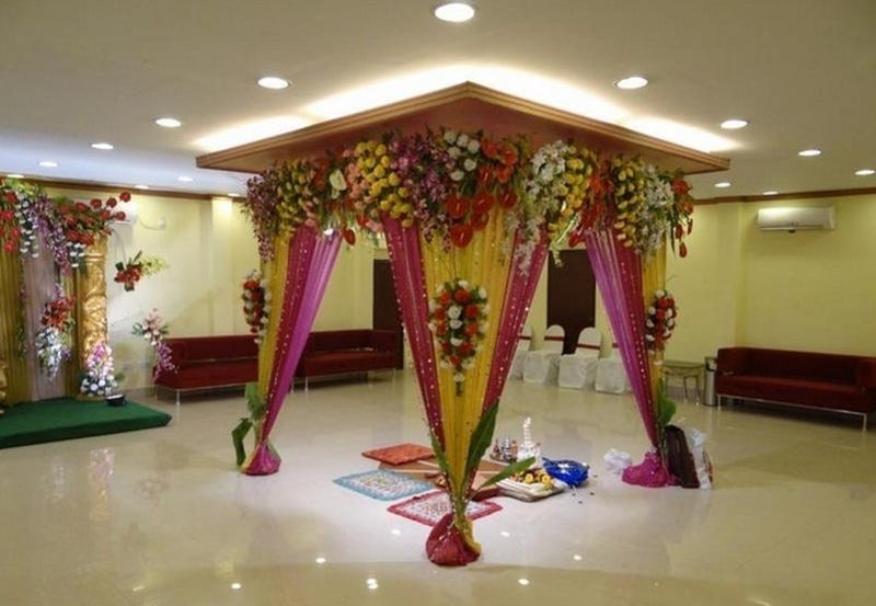 Mini Marriage Hall - Lightyagamieh - Medium