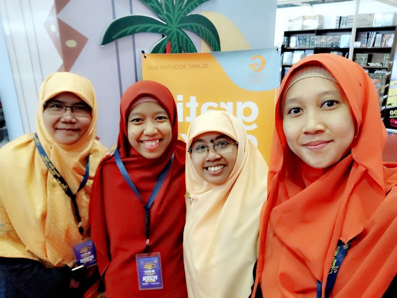 Buku Ini Paling Diburu di Stan Gema Insani Selama IBF 2018 | by Berlian Shona | Medium