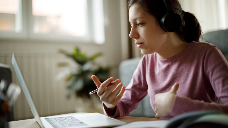 Adapting Grading Strategies for Remote Learning | by Hellosmartpaper ...