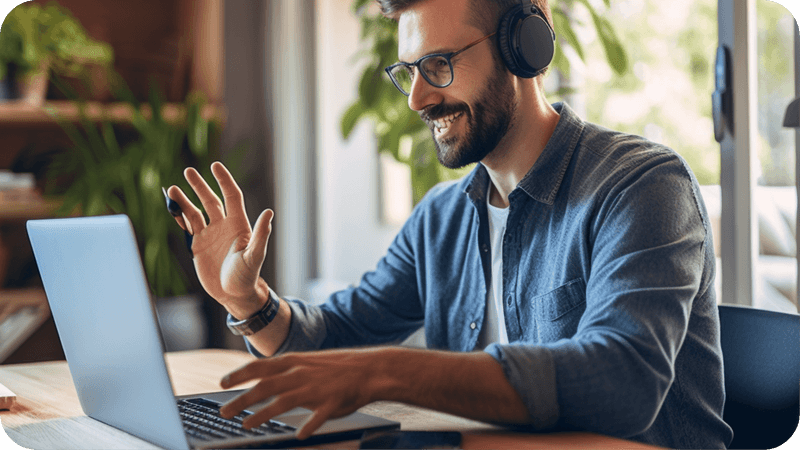 How to make webinars more interactive in 2023 | by Matt Francis | Cloudpresenter | Medium