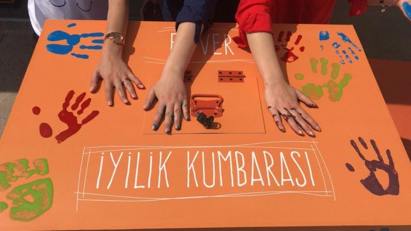İyilik Takımı Ne Yapar?. Yazar: Melike Özcan | by Canpa İzolasyon | Medium