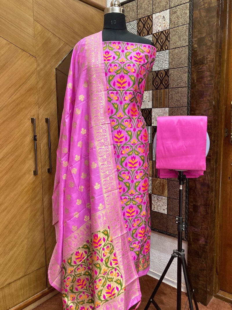 Elevate Your Style with Jamdani Suits Online | by Yuvistyle | Medium