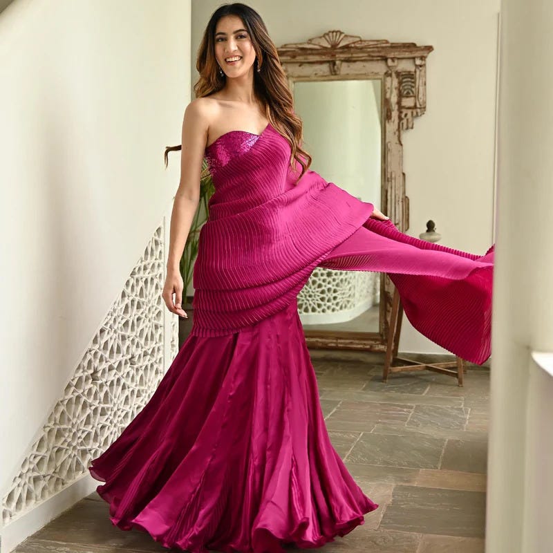 Stay Stylish and Chic: Exploring the Trending Saree Colors of the ...