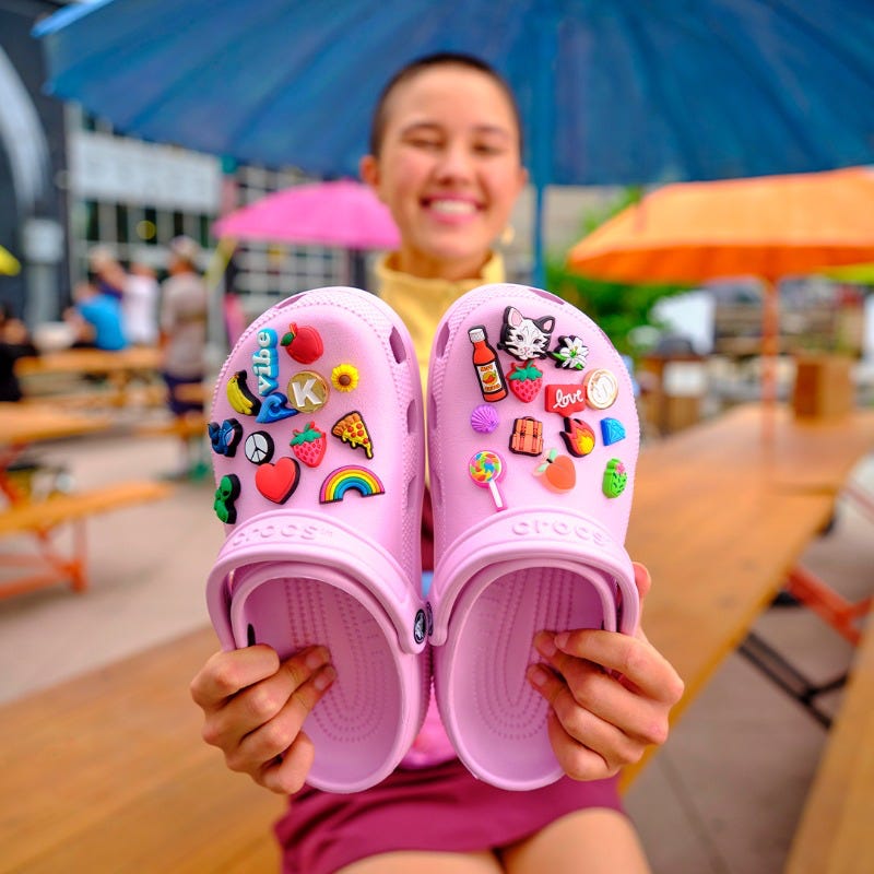 Crocs: Best Social Media Practices for Twitter | by Megan Nunez | Medium