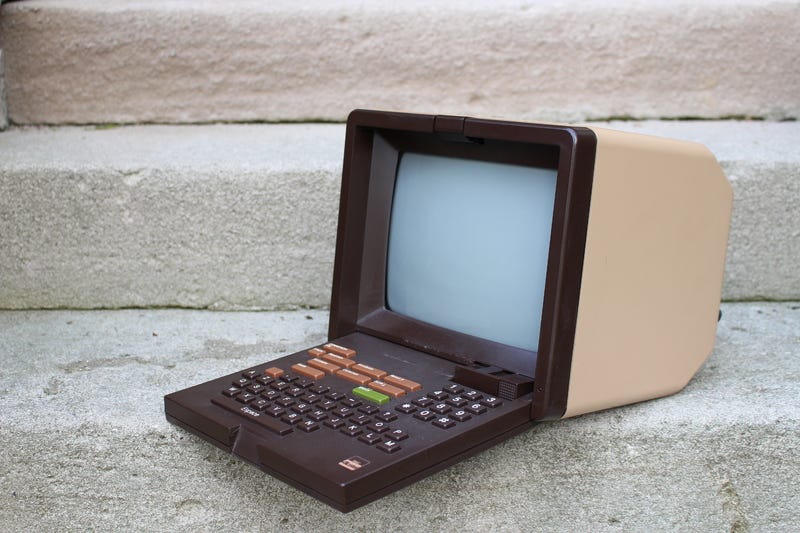 The French Wide Web: the story of Minitel | by Peter Manthos | CodeX ...