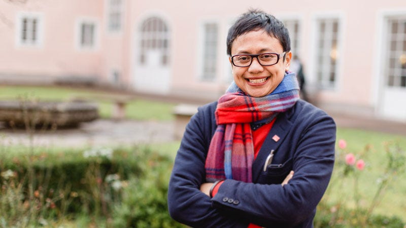 DY Suharya — My Work is a Thank You to My Mom | by Salzburg Global ...