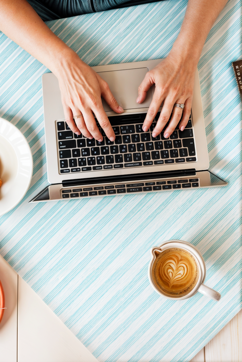 How To Start Writing Online & Make Money as a Complete Newbie in 2025 (A Complete Step-by-Step ...