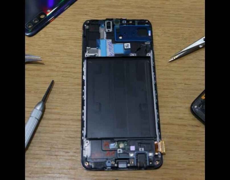 Android Charging Port Repair. Real Mobile Repair’s Expert Solutions ...
