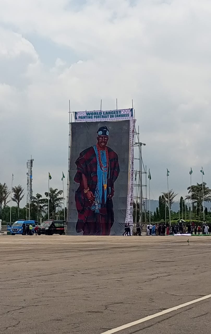 The World’s Largest Presidential Portrait: A Grand Gesture Amidst ...