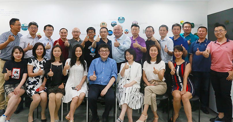 Charles Cao’s Presentation at the Executive MBA at Tsinghua University ...
