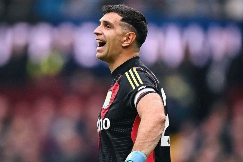 Gantikan Andre Onana, Manchester United Angkut Emiliano Martinez dari ...