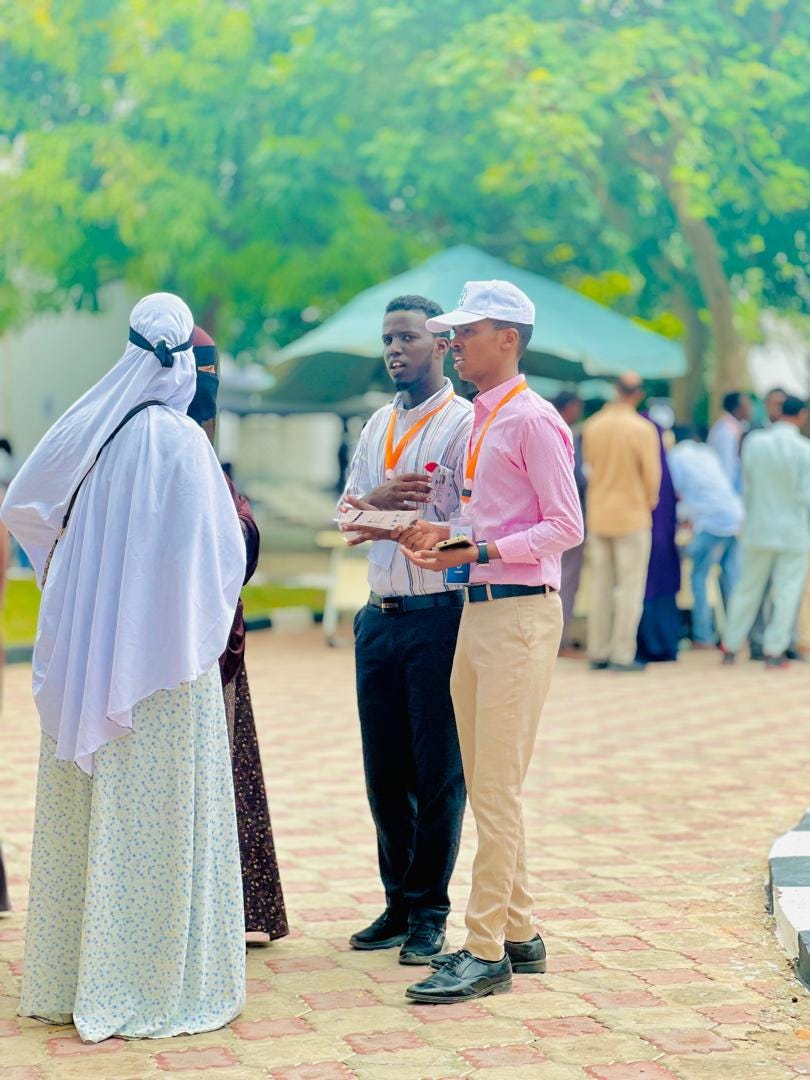 Deegaan aadan joogin waa ii qurbo iyo dal shisheeyey | by Abdimaalik ...