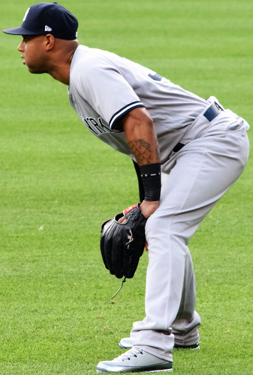 Hicks’ Misplay Costs Yanks in 4–2 Loss | by Michael Perreault | PRESS ...