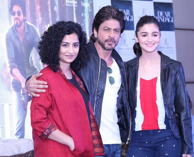 SRK-ALIA starrer “Dear Zindagi” all set for a grand release | by Bipin Sharma | Medium