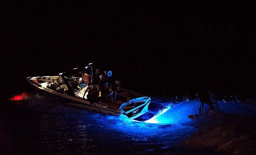 10 Tips for Boating at Night. Boating in the dark is tough and even ...