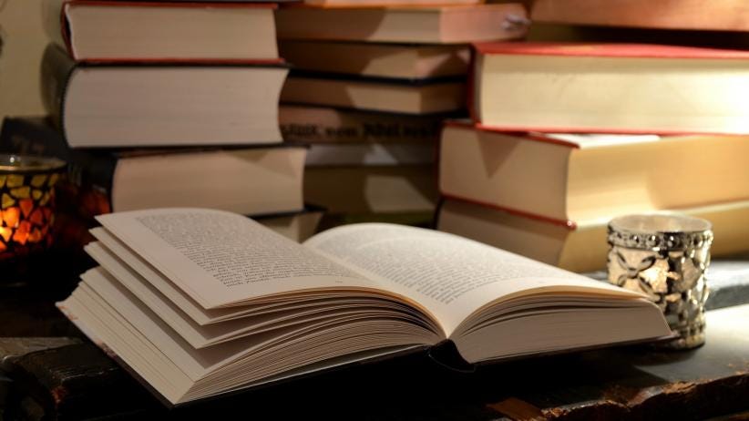 The 25 Essential Books for Every Entrepreneur’s Library | by John ...
