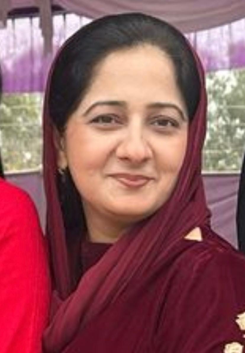 Hi, It’s Me. Sara. Yeah! about me. | by Sara | Never Stop Writing | Mar ...