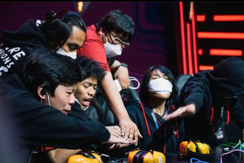 Managing eSports Team: The Skills and Its Challenges | by Bountie ...
