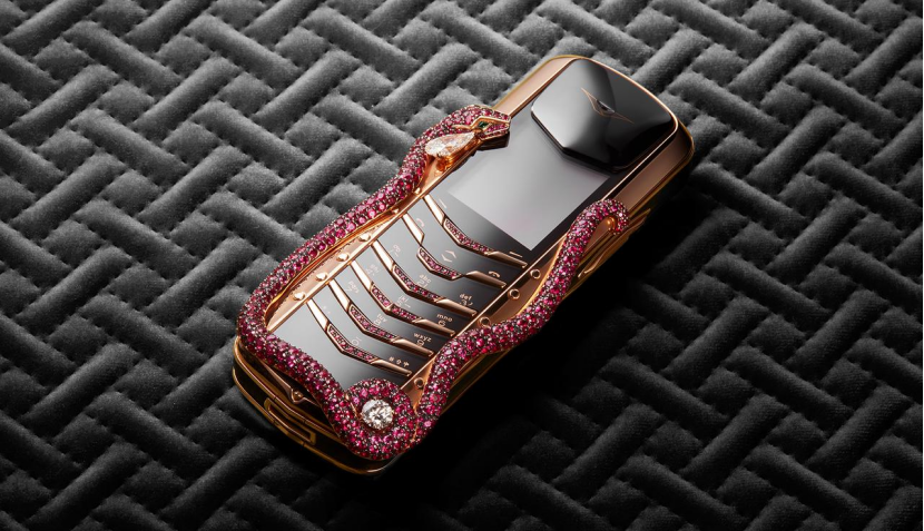 Vertu’s Comeback: The World’s First Web3 Phone and the Future of Luxury | by METAVERTU | Medium