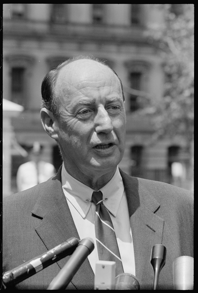The Stevenson Democrat and the Opera Singer | by Maurice Kaehler | Medium