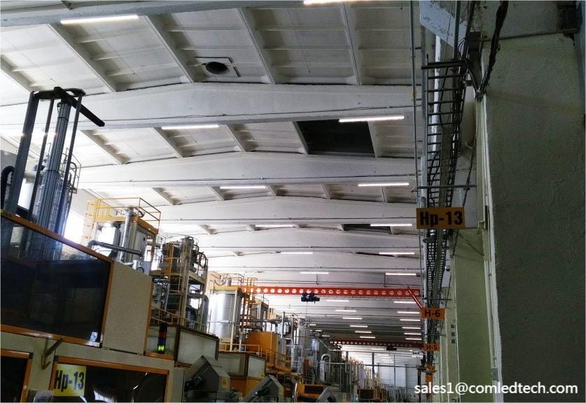 Application of led batten lamps in factories - COMLED Felix - Medium