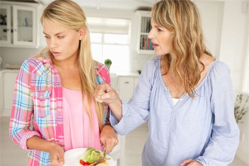 How to handle criticism from a parent ? | by Rose Cruse | Medium