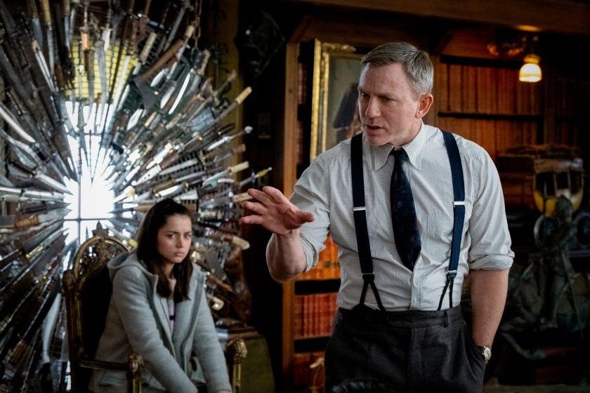 Knives Out: Sharpest Writing of 2019 | incluvie