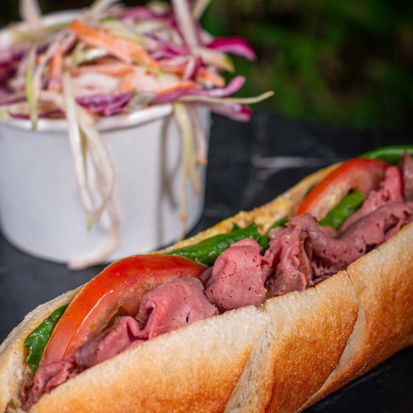 MEATS & BUNS - Maria Cecilia Amaya - Medium