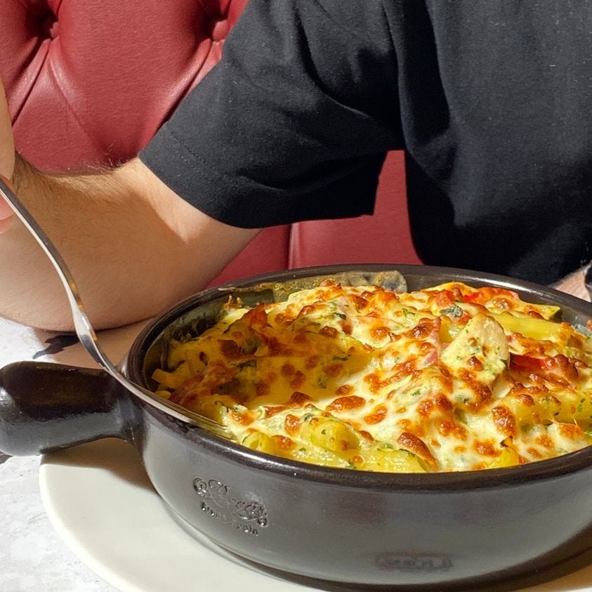 PiPizza Palate Pleasure: Finding Your Favorite Italian Slice in Dubai ...