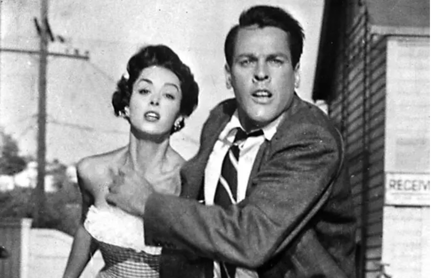 Science Fiction Film Analysis: “Invasion of the Body Snatchers”and ...