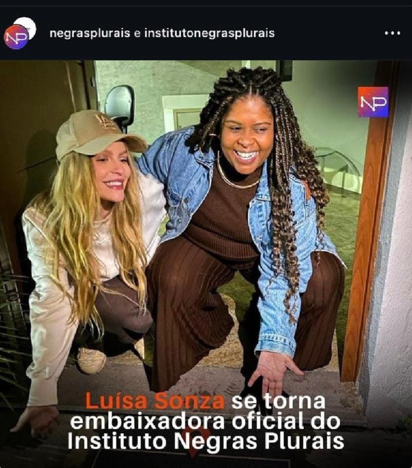 Quando o marketing é maior que a nossa dor | by Gabryele Martins | Luz ...