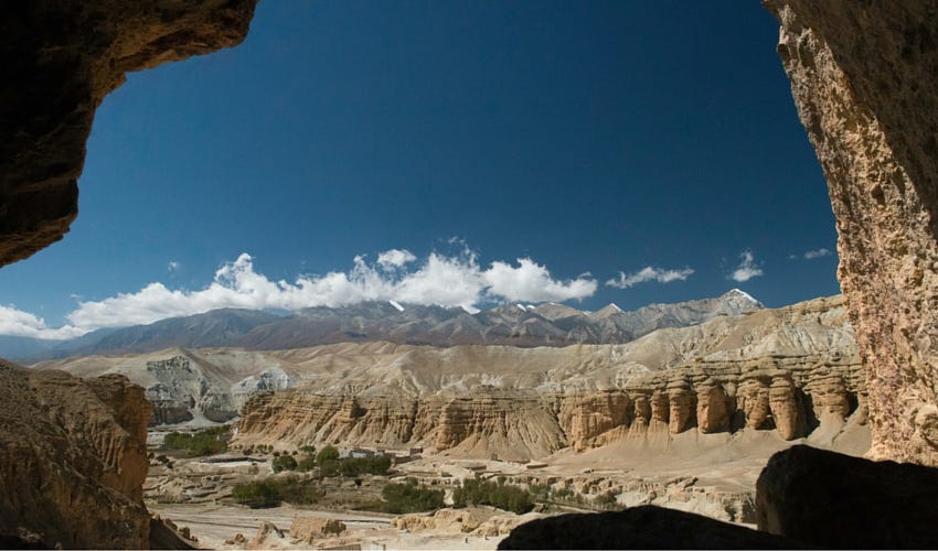 The Mystery of the 14,000-Year Old Man-made Sky Caves in Mustang Nepal ...