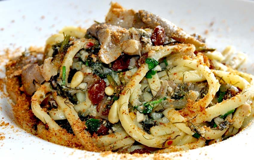 Scialatielli amalfitani al sugo di ventresca di palamìta con funghi ...