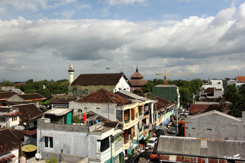 Haji Misbach, Tetangga Saya.. Dari Gajahan saya hanya perlu berjalan ...