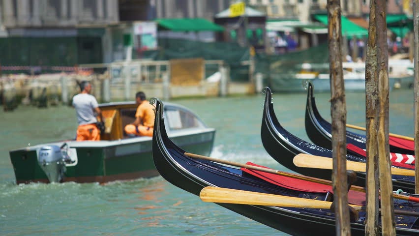 10 fun things that you must do on your trip to Venice! | by Deepak ...