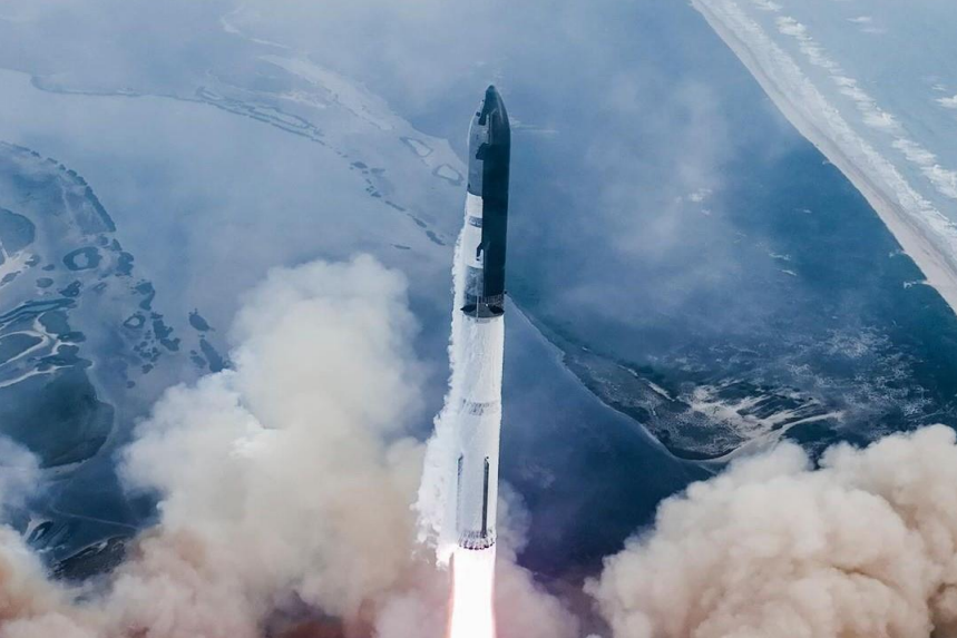 SpaceX’s “Starship” — Exploring Reusable Rockets | by Nukta Magazine ...