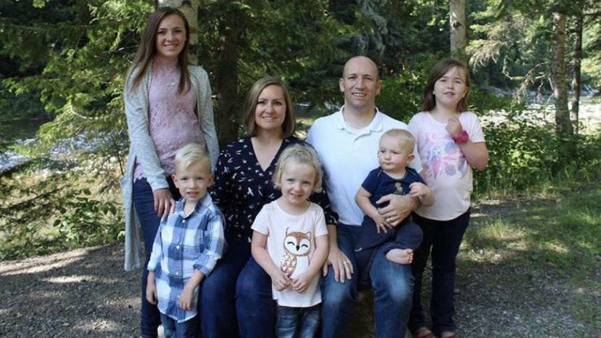 Utah man kills his wife, 5 children, and mother-in-law before shooting ...