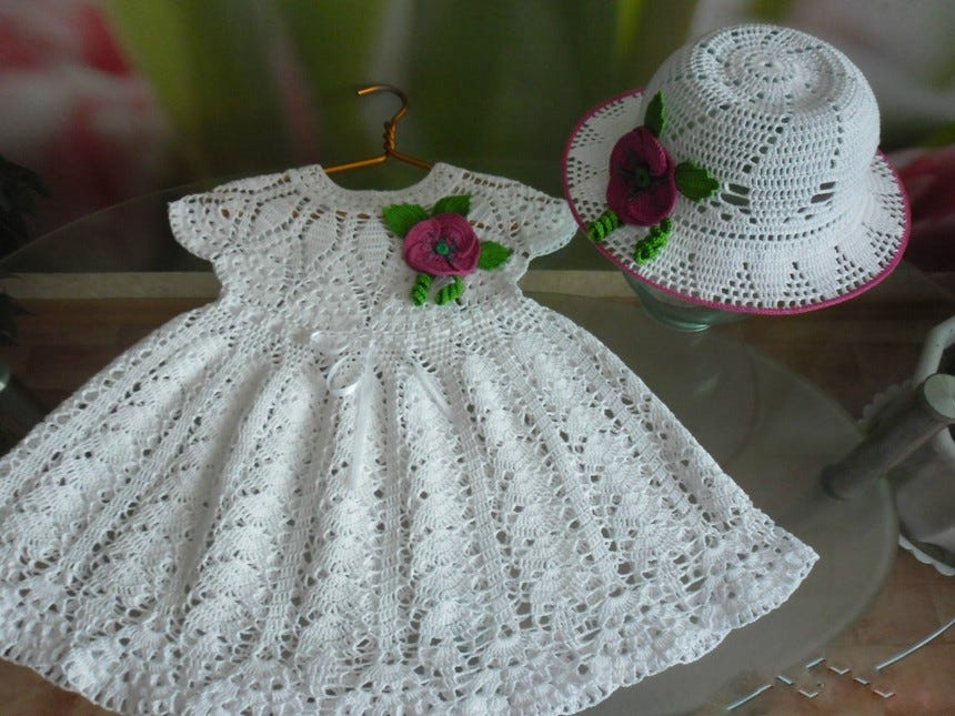 💖💞😉 that simple and delicate model, I loved this crochet dress model ...