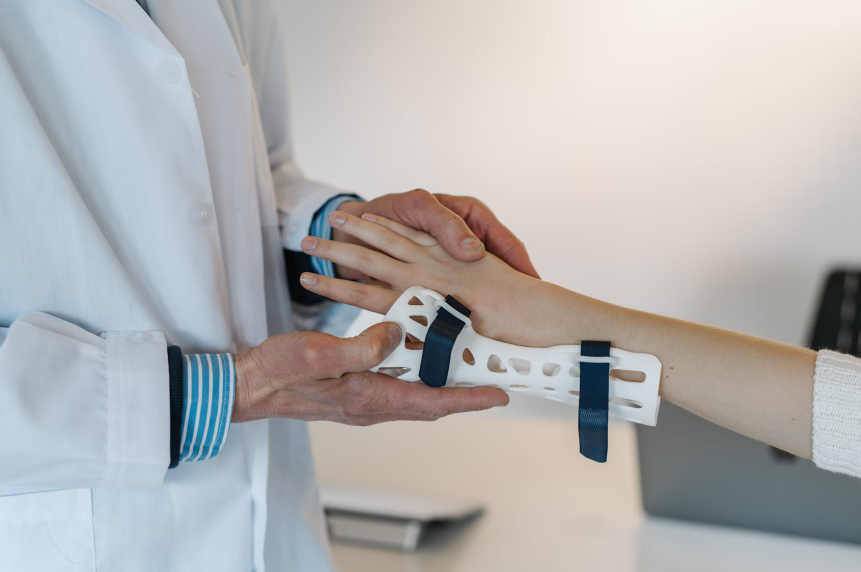Discover When to Consult an Orthopedic Specialist for Optimal Care | by Kandace Heller | Jun ...