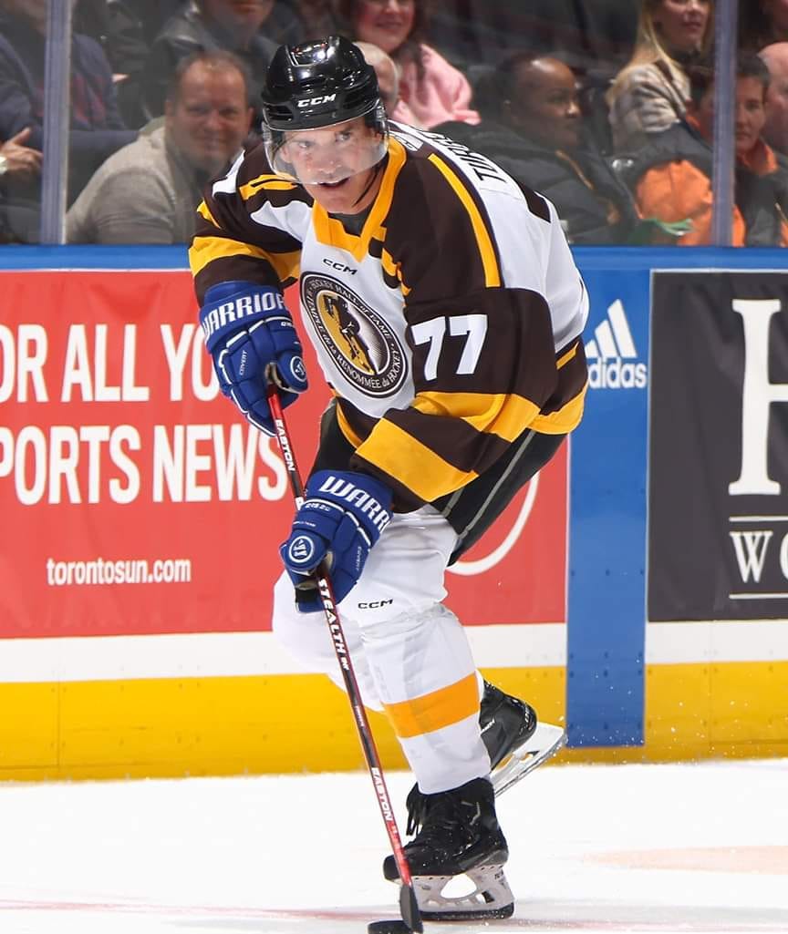 Stars Shine Bright: The Spectacle of the NHL Legends Classic at the ...