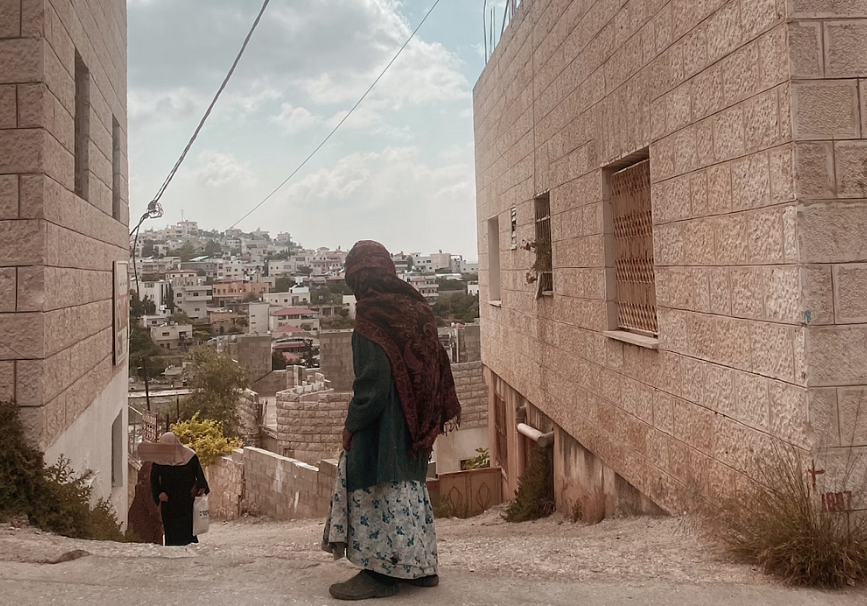The Influence of Social Media in Conflict Zones | by Megan Molitor | Medium