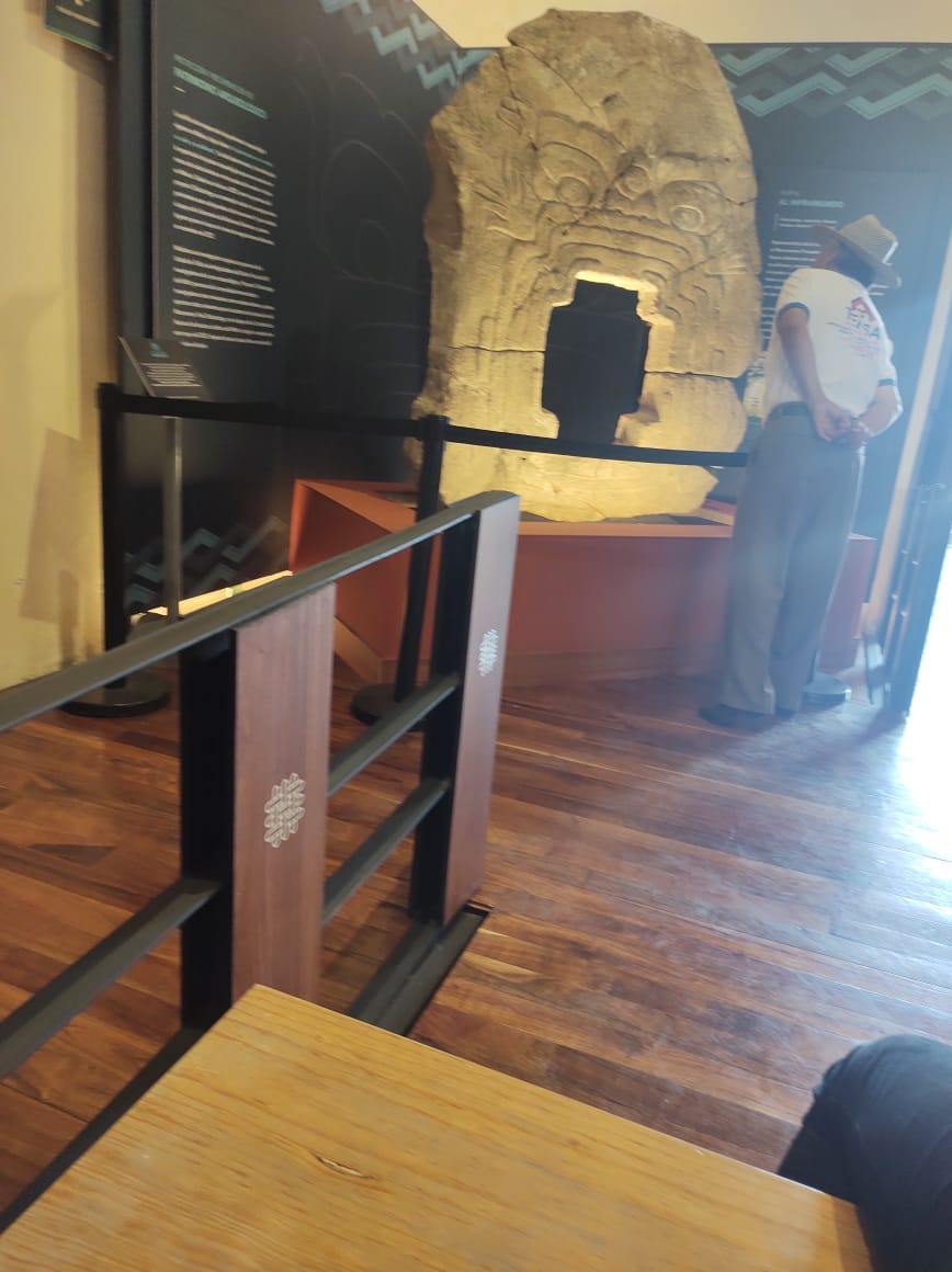 Entre mares, el retorno de la Puerta del Inframundo | by Edith Elda ...