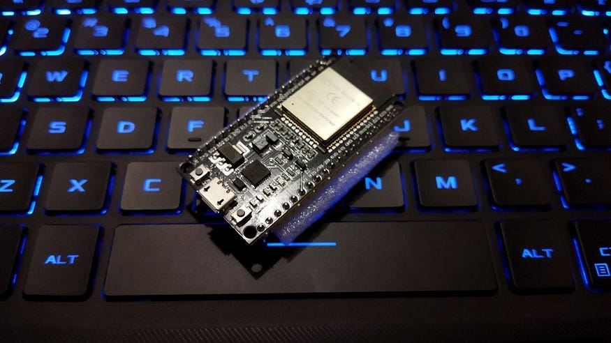 Project 10: Visualize Sensor Reading from ESP32 | by Luthfi Hanif | May, 2023 | Medium