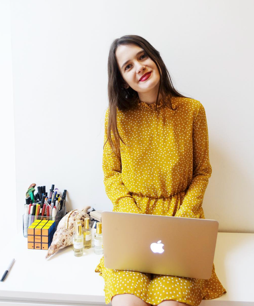 #FemInTech: 22 Questions to Laura Medalia, or @codergirl_ | by Karina ...