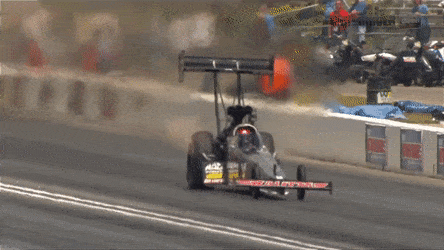 Gif De Course De Dragsters Dragster Tire Wrinkle : R/pics