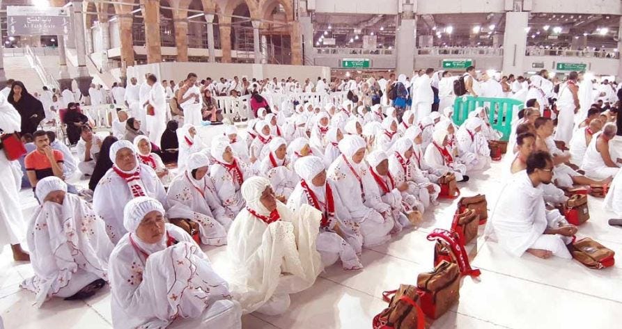 Paket Umroh Desember 2024 Promo Akhir Tahun | by Alhijaz Indowisata ...