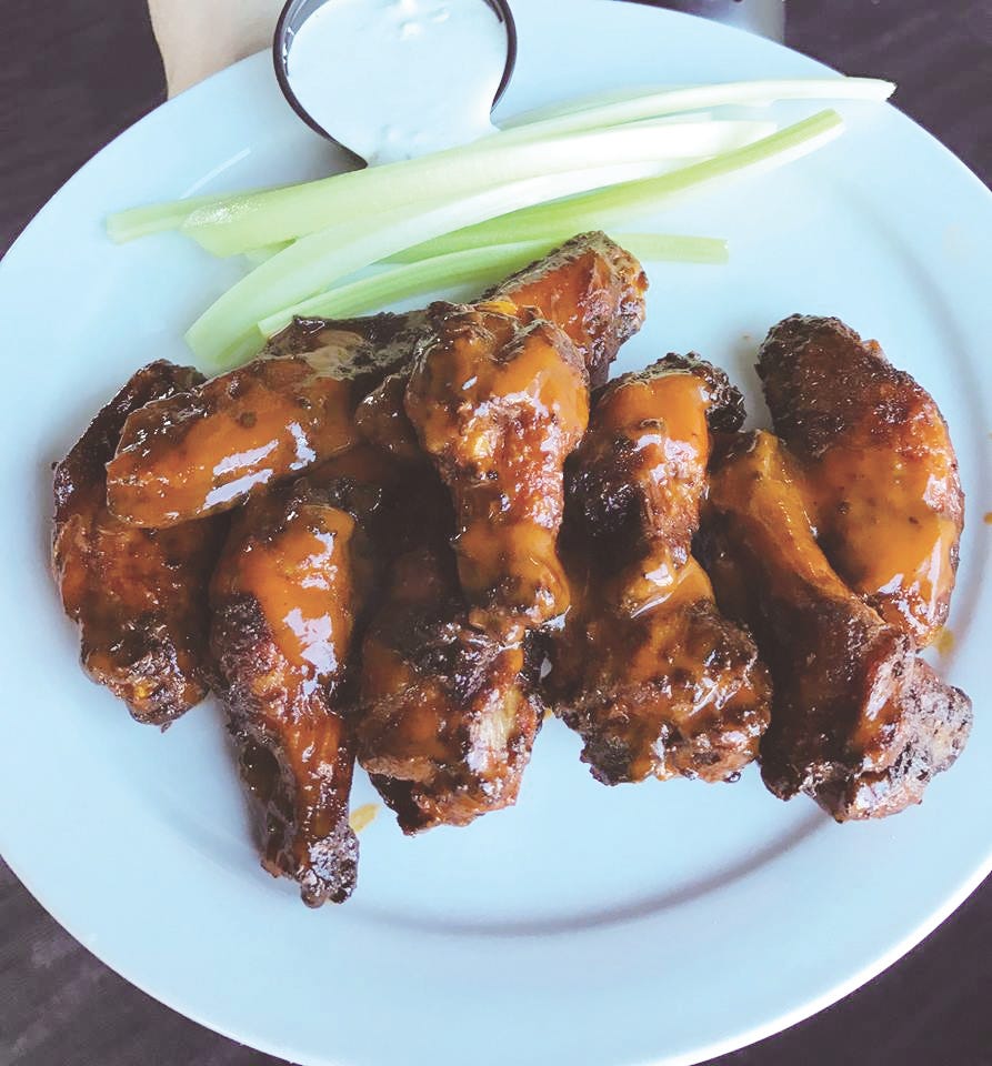 Toll Man Joe’s has winning wings. The popular Oregon Avenue sports bar ...
