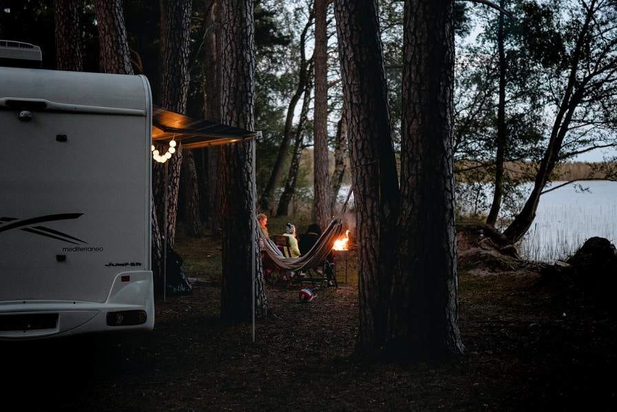 Rental Mobil Campervan untuk Piknik Makin Diminati | by Mediaini | Medium