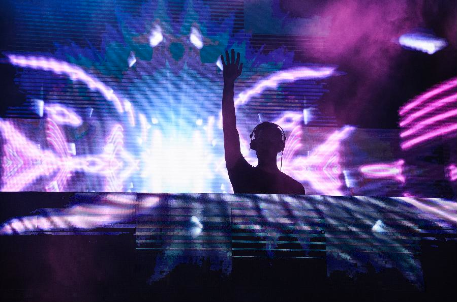 What is the Secret to Succeed as a DJ? | by Mixwell DJ Academy | Medium