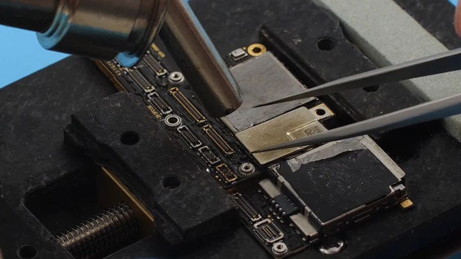 How to Choose iPhone Motherboard Heating Platform | by diyfixphone | Medium